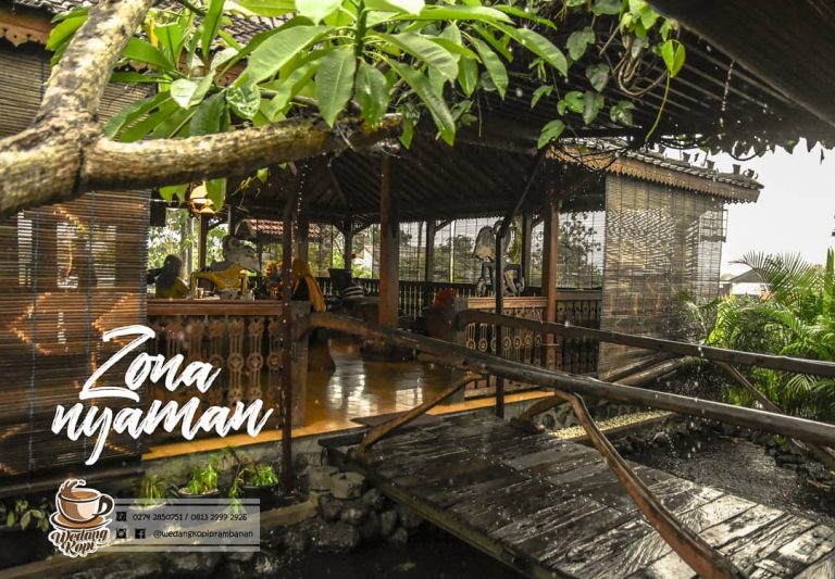 Resto Area Prambanan yang Sungguh Estetik saat Hujan – Wedang Kopi ...