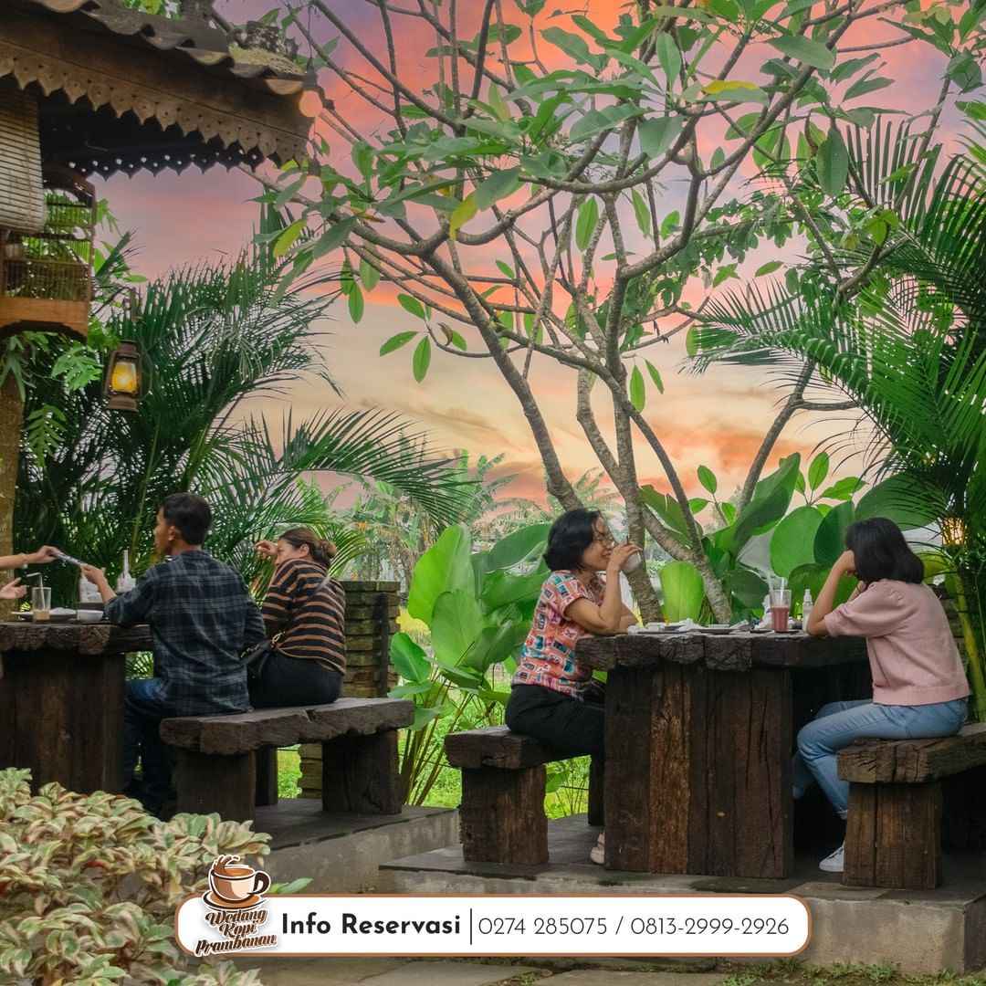 Syahdunya Kulineran di Tempat Makan Tradisional Prambanan – Wedang Kopi ...